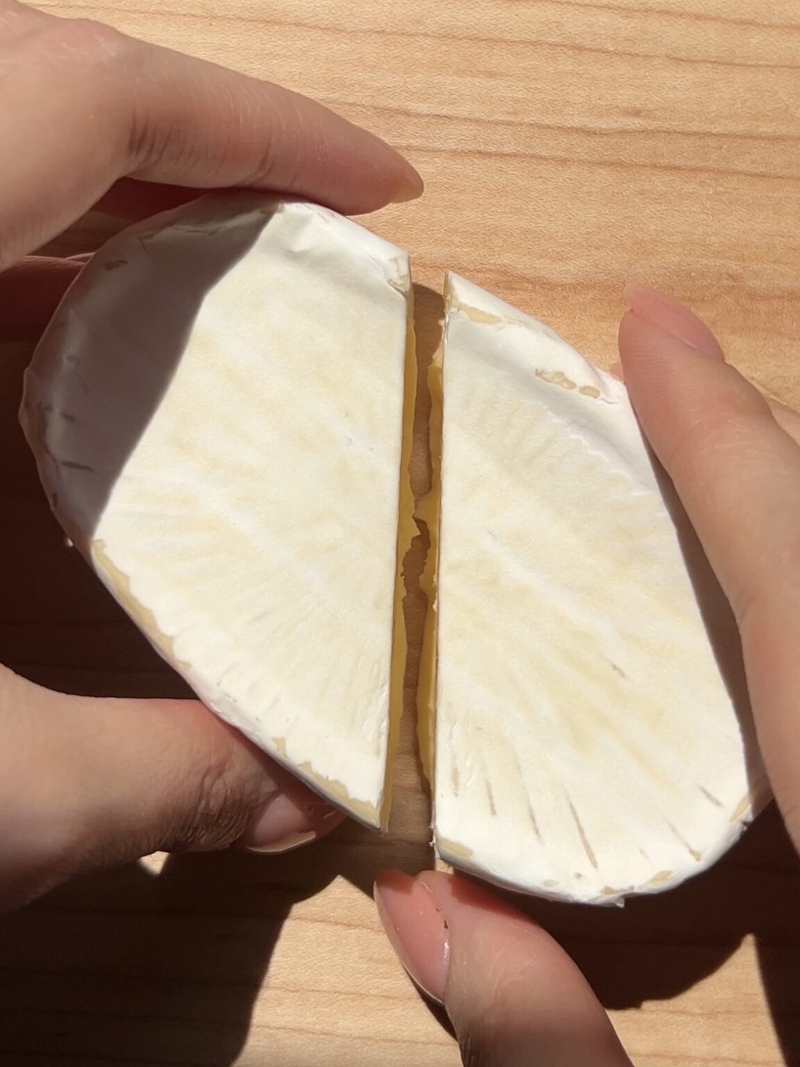 Heart-shaped Baked Brie - butt.erhand