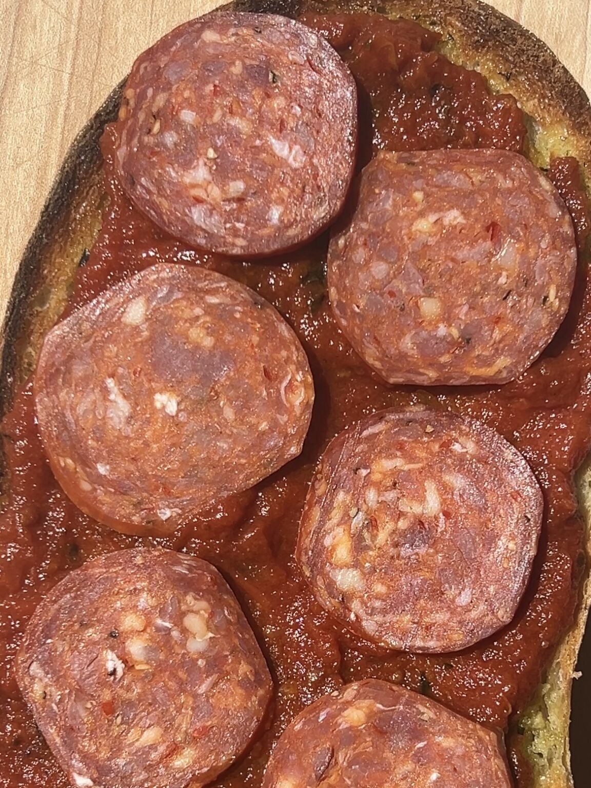 Pepperoni Pizza Garlic Bread - butt.erhand